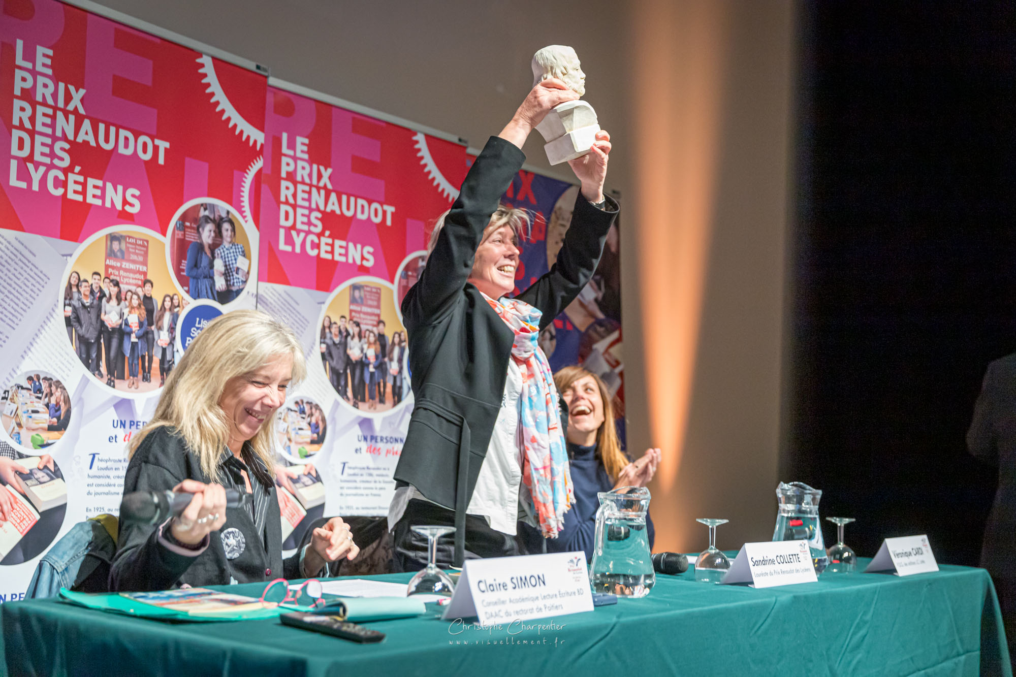 Le Prix Renaudot des Lycéens à Loudun (86) Le Prix Renaudot des Lycéens à Loudun (86)
